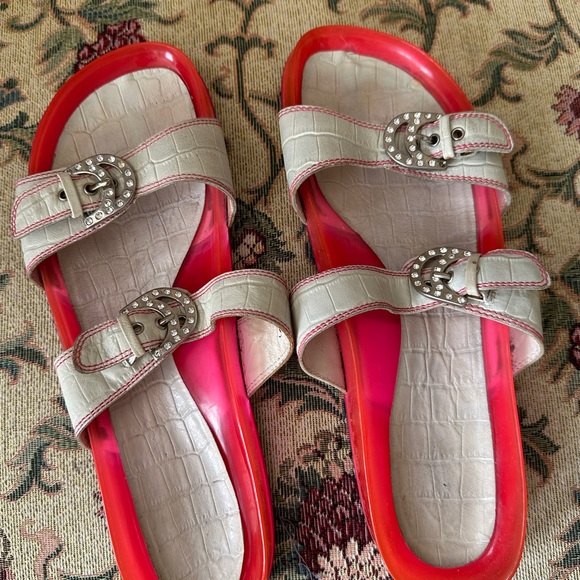 Stuart Weitzman | Shoes | Swim Pool Flip Flop Slide Sandals Stuart ...
